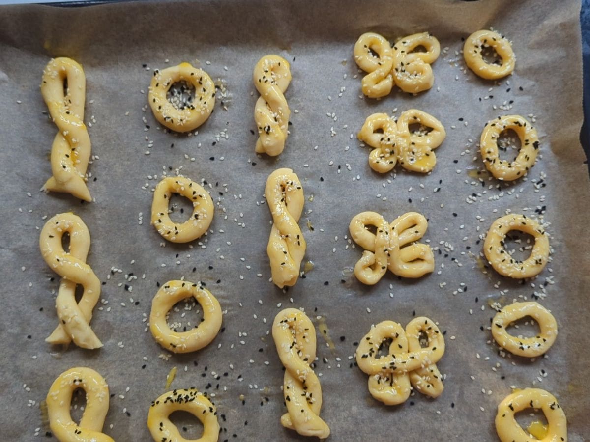 Tuzlu Kurabiye - Salty Turkish Cookies - We Eat At Last